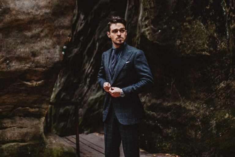 Uniquely Crafted Custom Suits for Men in Chicago, IL